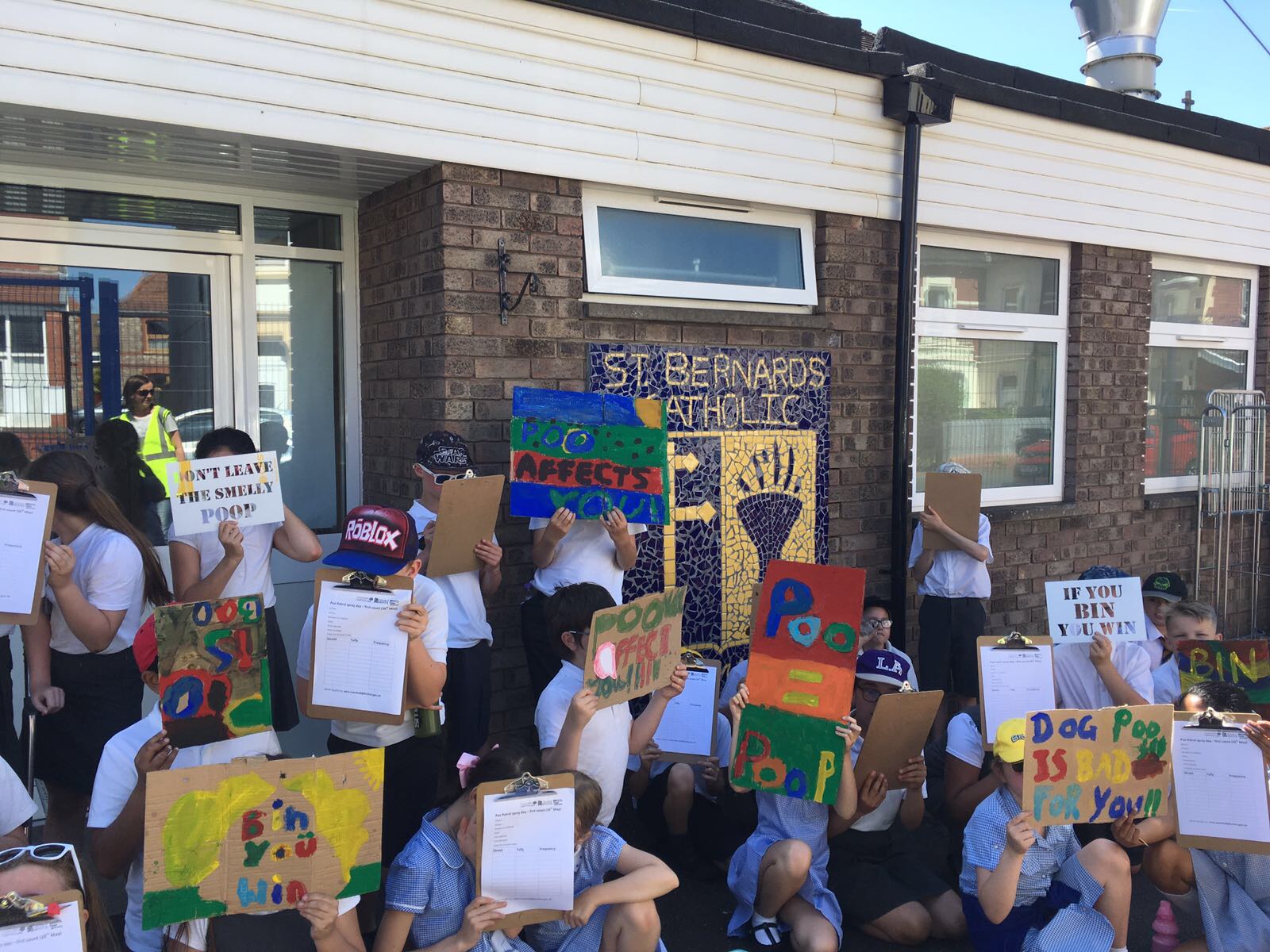 Spray Day! - Poo Patrol